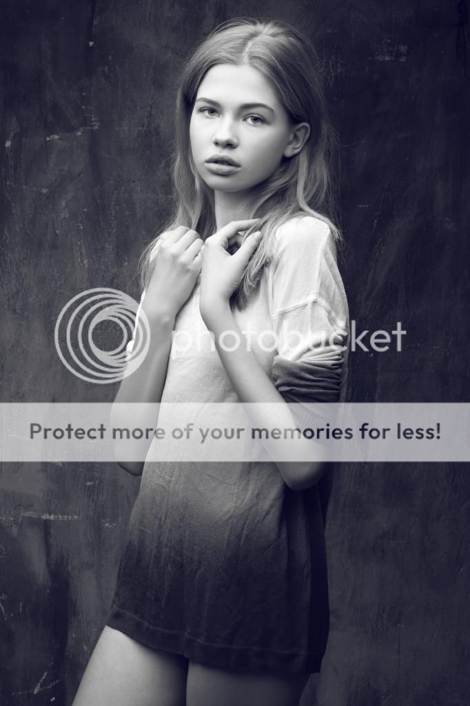 ModelMayhem.com - Beauty + portraits [STUDIO RAW}